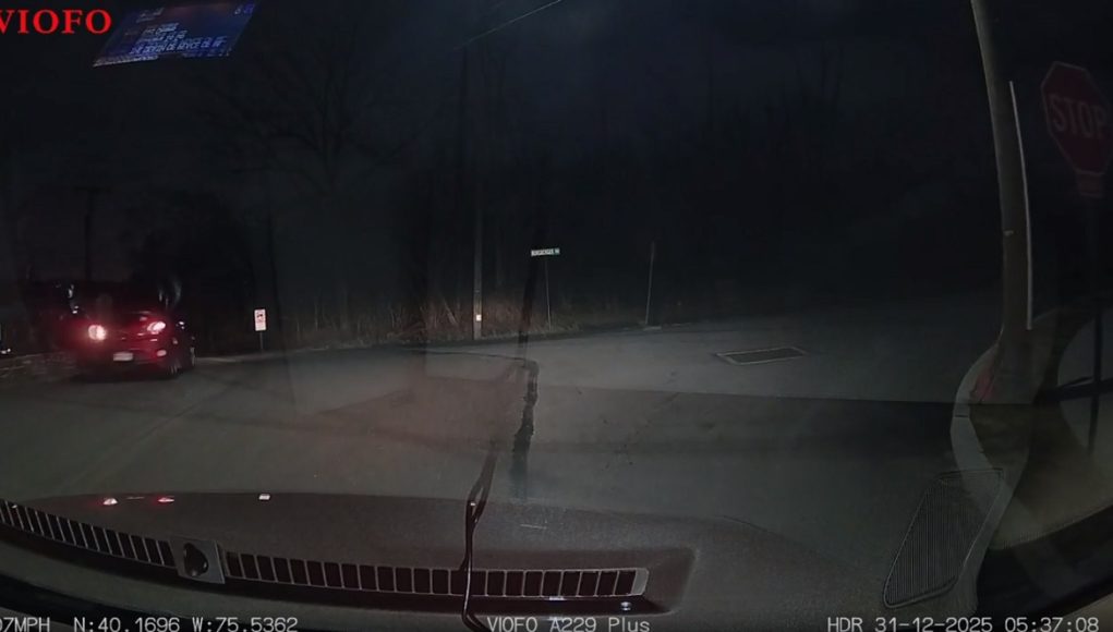 Spring City, PA: Morning Commuter Loses It, Dives Into Oncoming Traffic ...